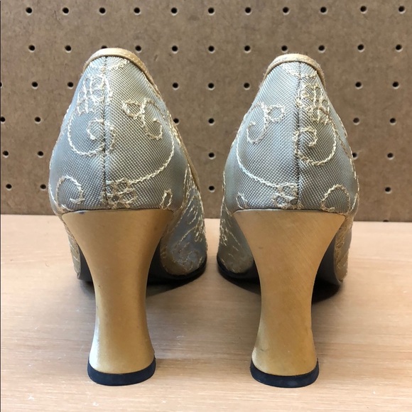 Valerie Stevens | Shoes | Valerie Stevens Sheer Fabric Heels Sz 7m ...